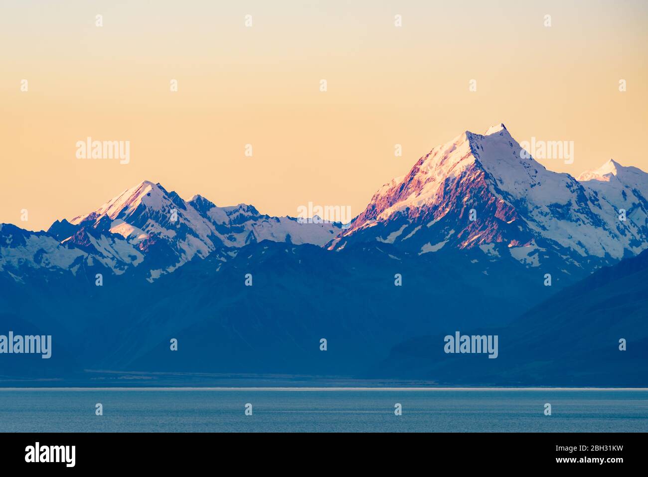 Beautiful landscape of Mount Cook peak covered in snow at dusk after ...