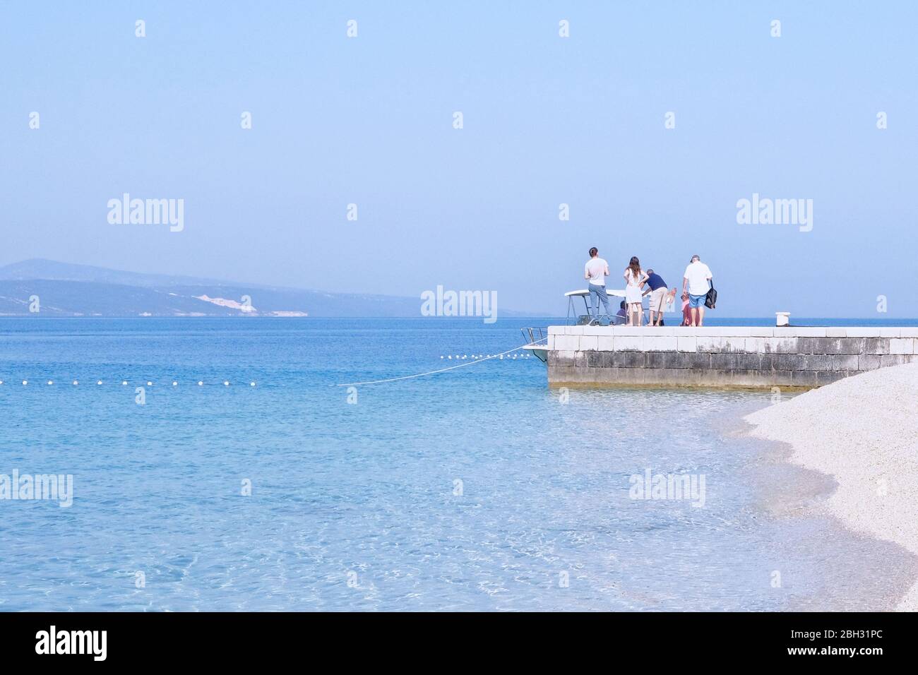 Group sail hi-res stock photography and images - Alamy