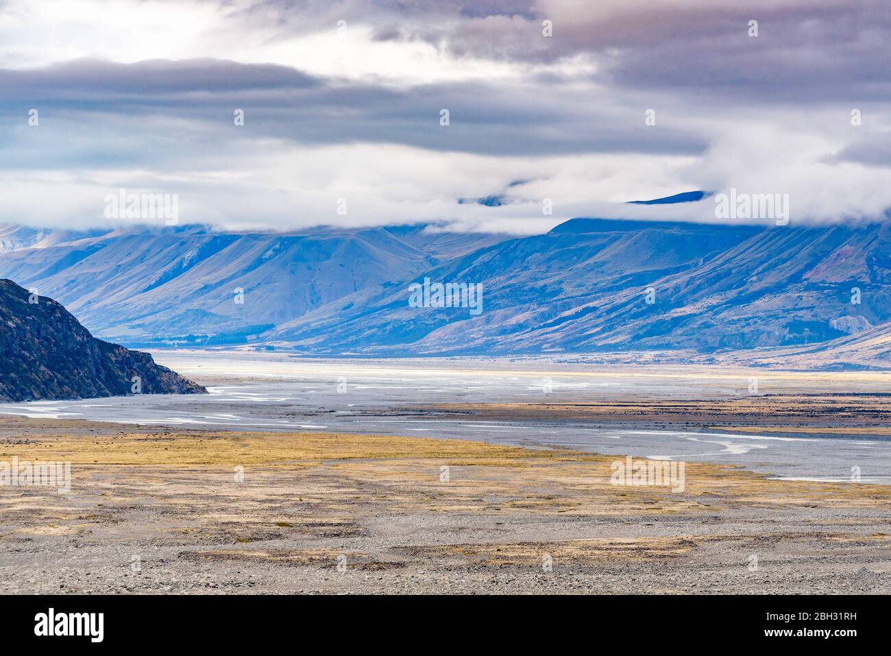 Empty barren hi-res stock photography and images - Alamy