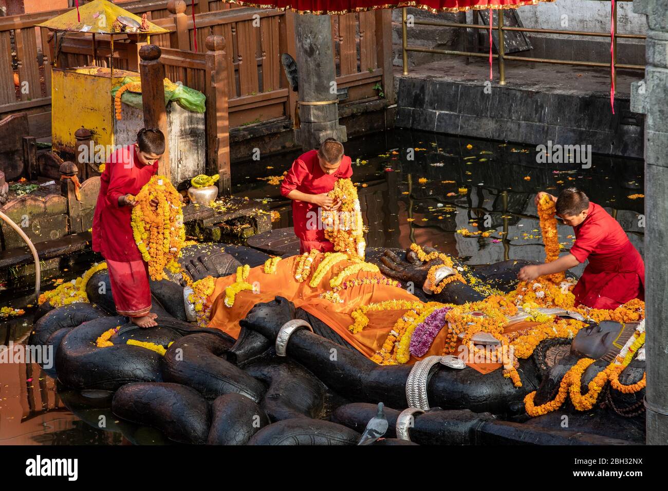 Sleeping vishnu hi-res stock photography and images - Alamy
