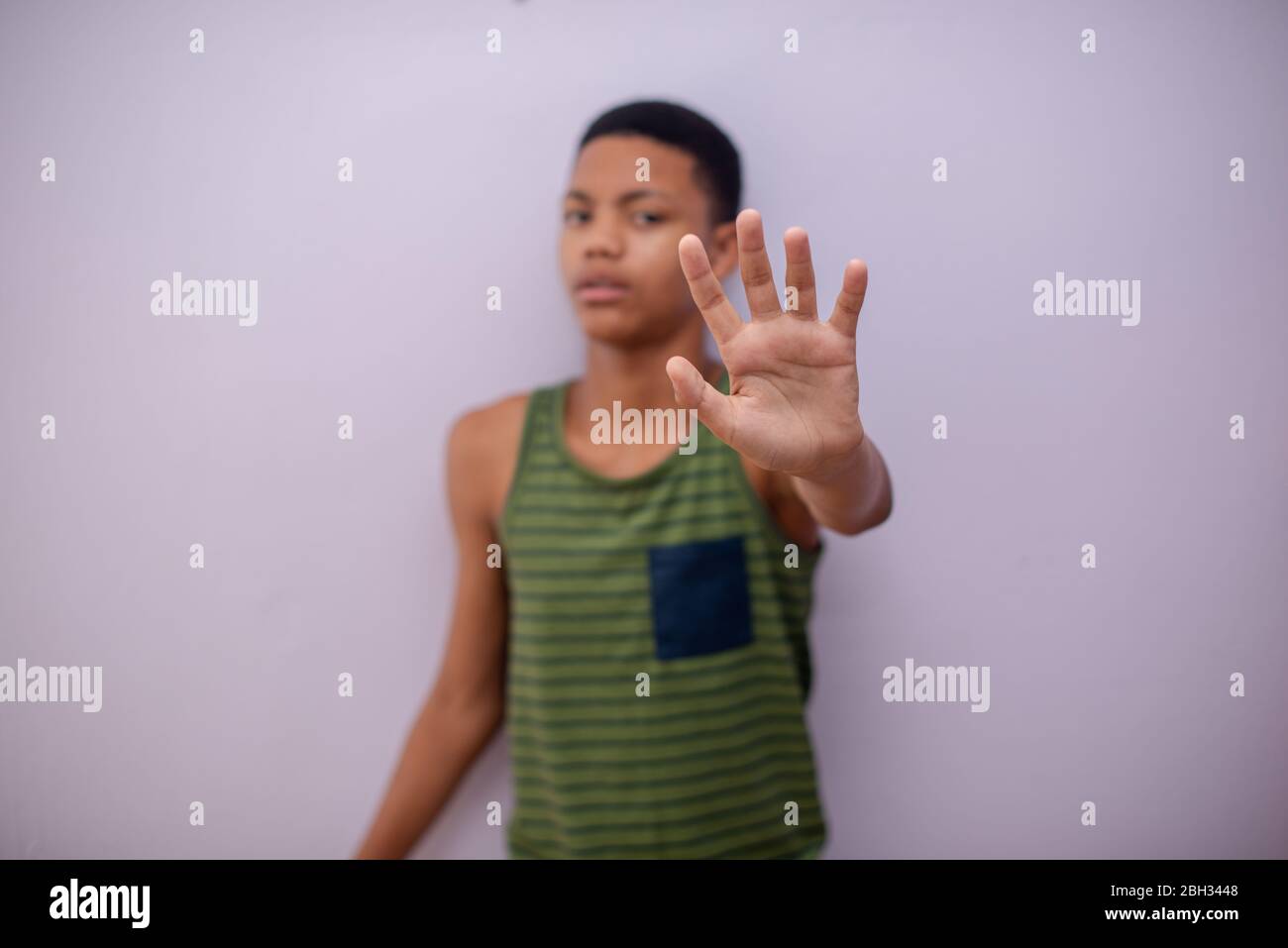 Teenager saying no hi-res stock photography and images - Alamy