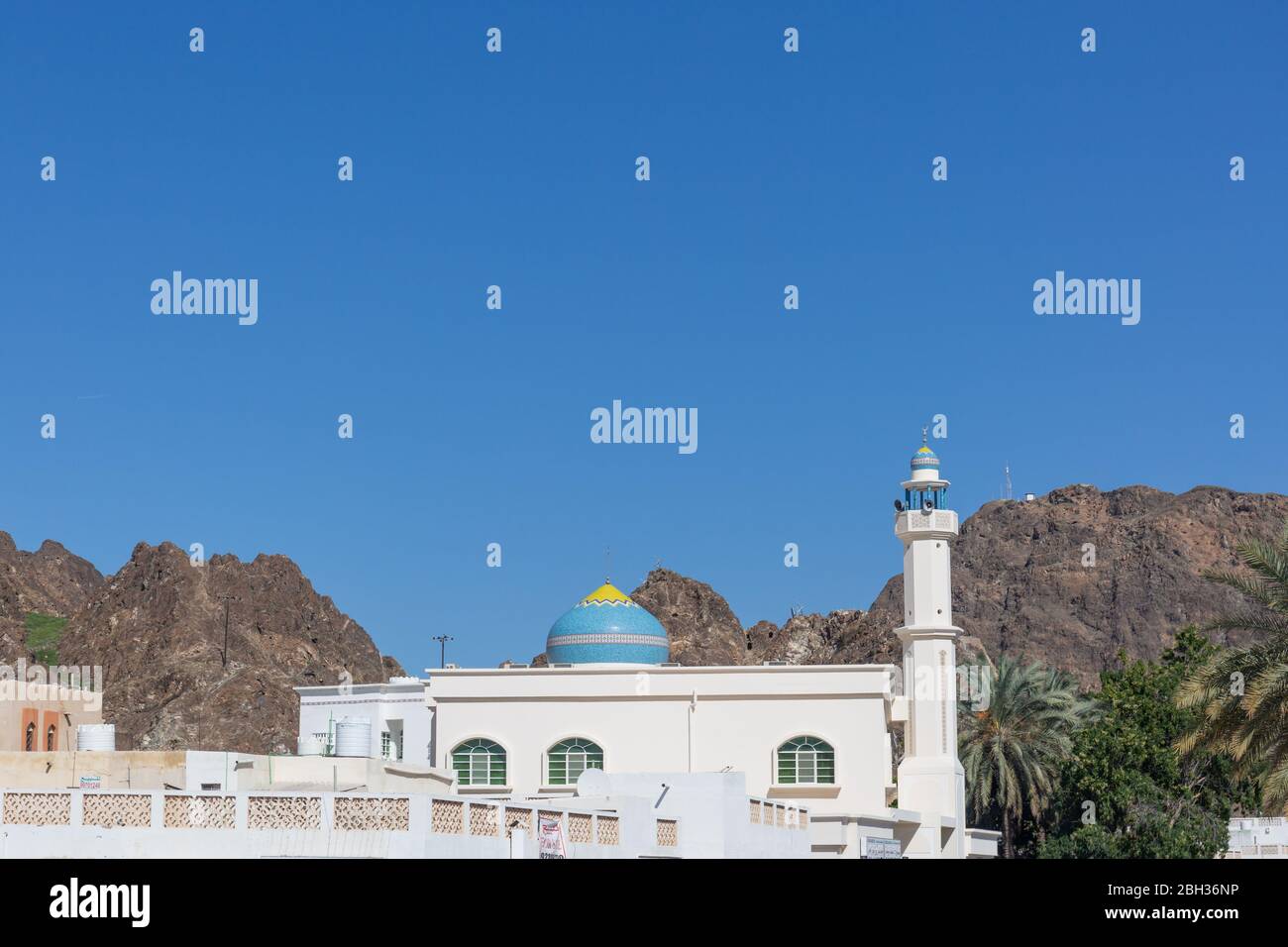 Typical Oman scenery and mosque Stock Photo - Alamy