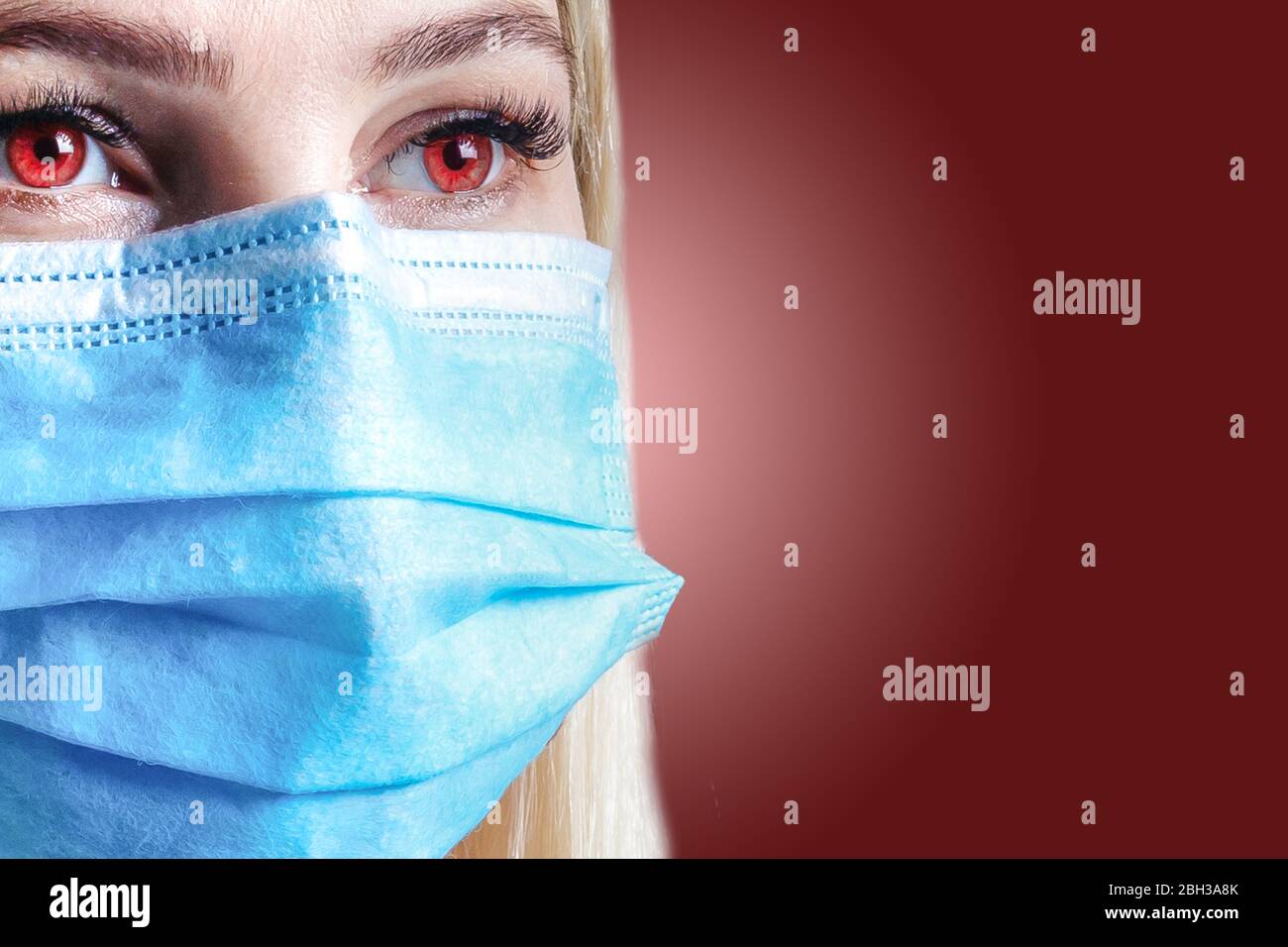 Air pollution in the city. Woman wearing face mask for protection Stock ...
