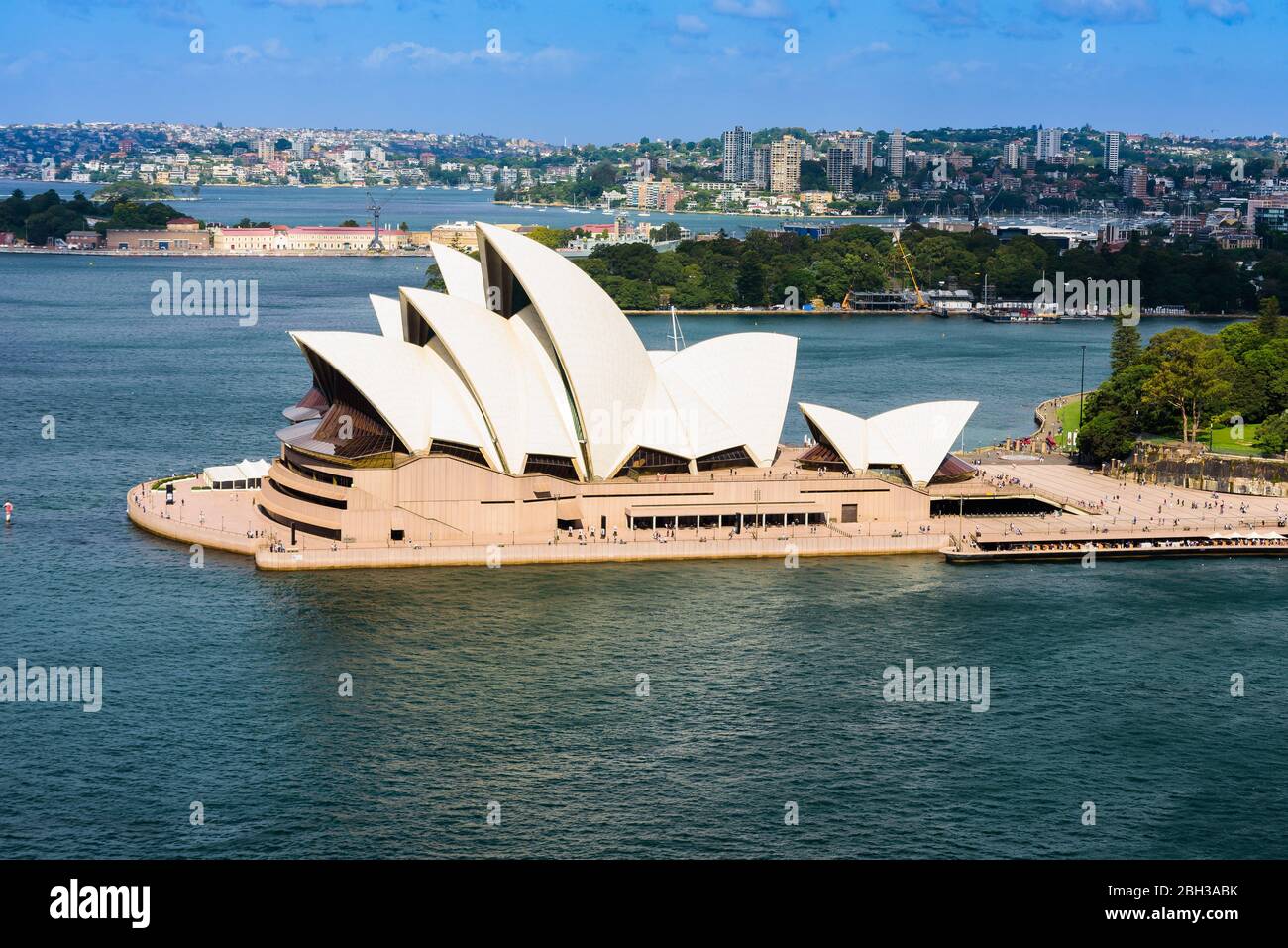 View of the Opera House, Circular Quay and the Sydney CBD on a sunny ...