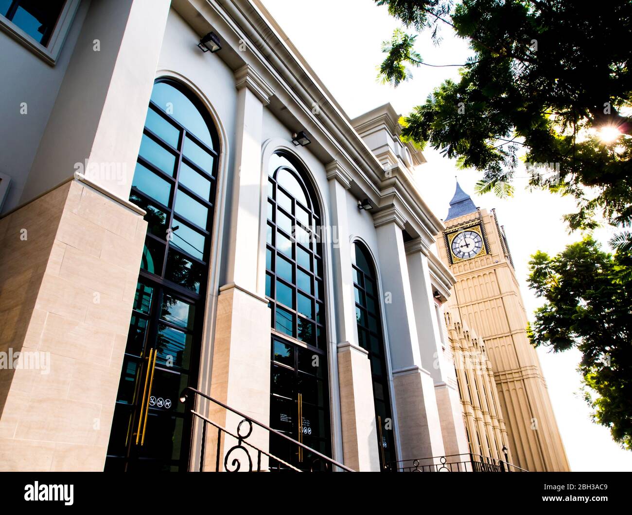 Beautiful victorian architecture style hi-res stock photography and ...