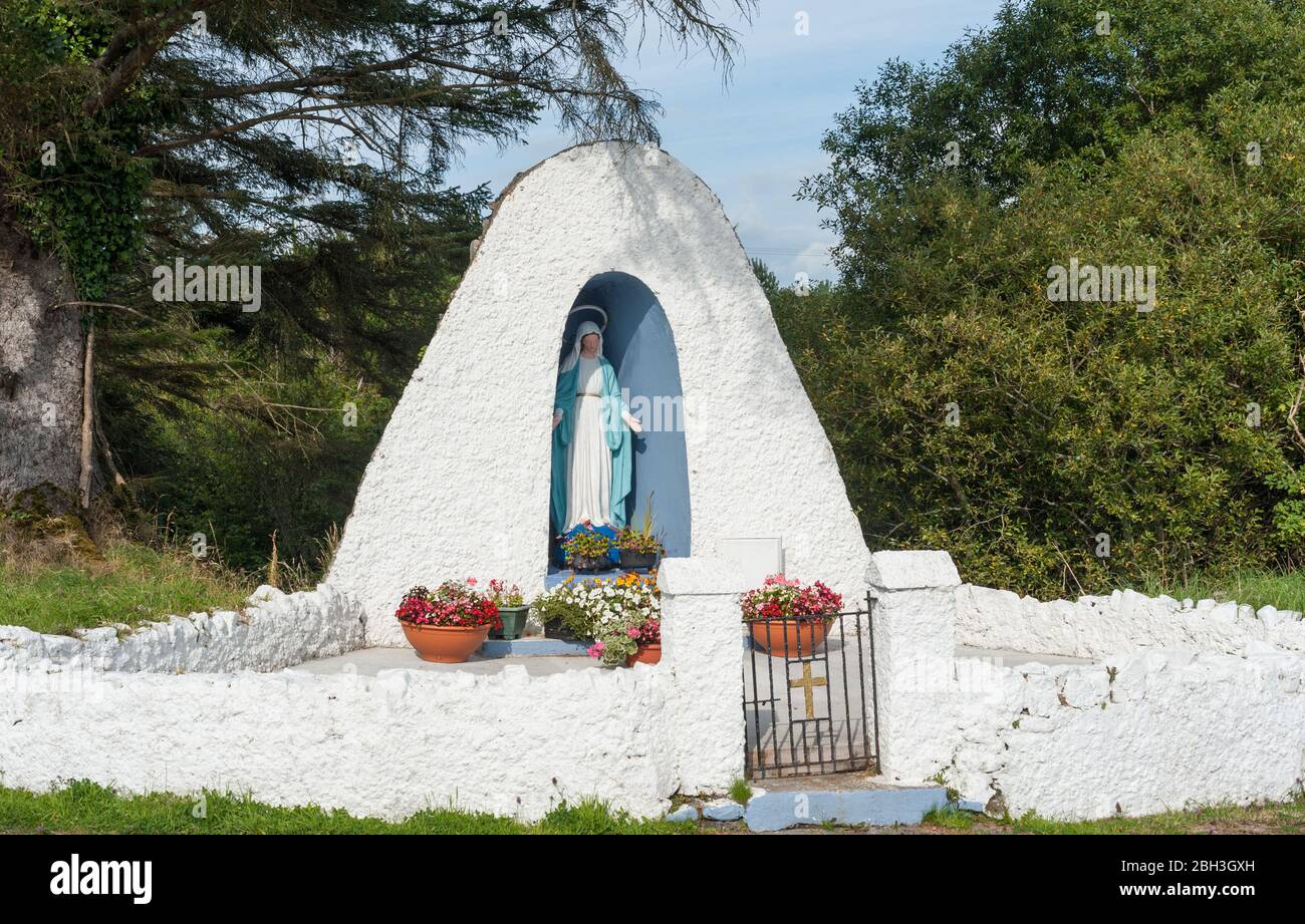 Roadside shrine of the Virgin Mary in rural Ireland, Ireland is famous ...
