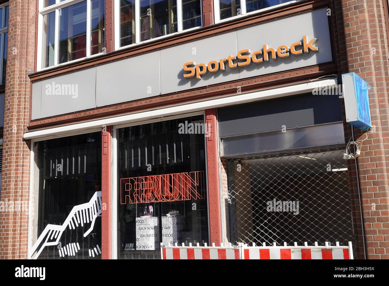 Sports cheque hi-res stock photography and images - Alamy