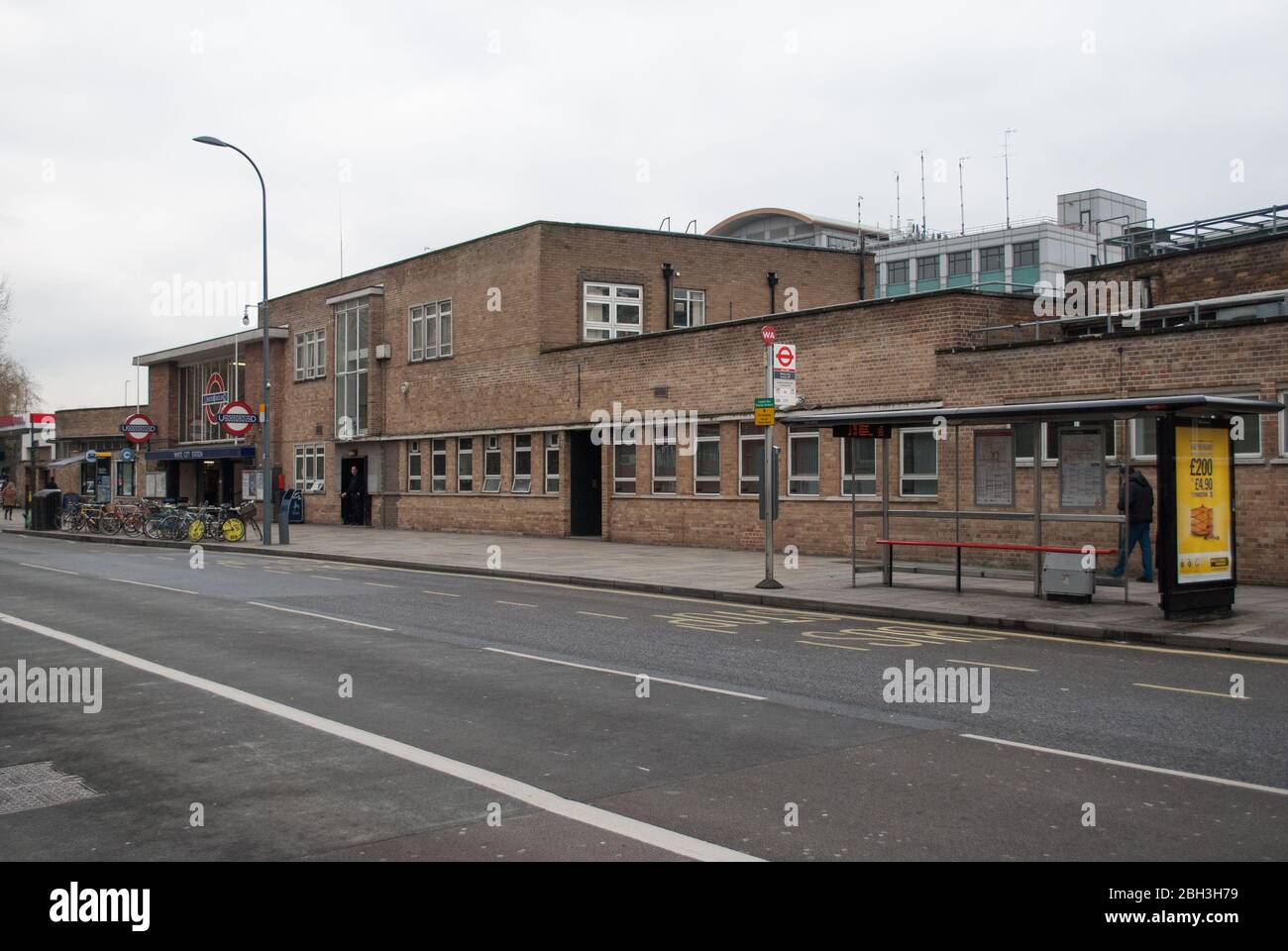 1930s Art Deco Architecture White City Underground Station, Wood Lan ...