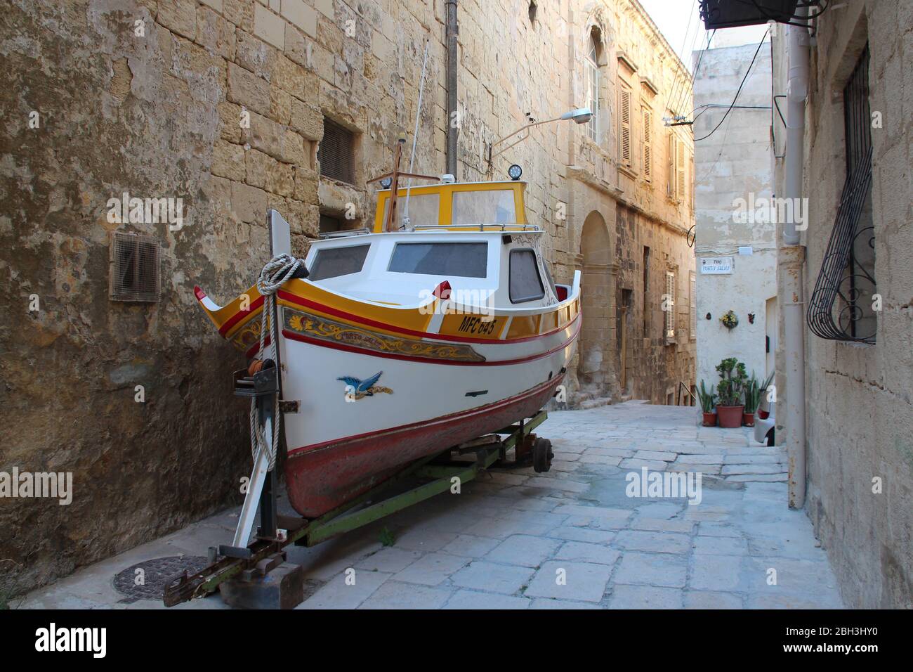 traditional maltese boat in senglea (malta Stock Photo - Alamy