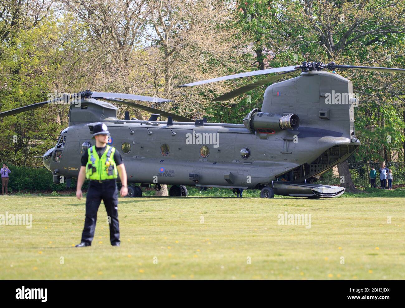 Police raf helicopter hi-res stock photography and images - Alamy
