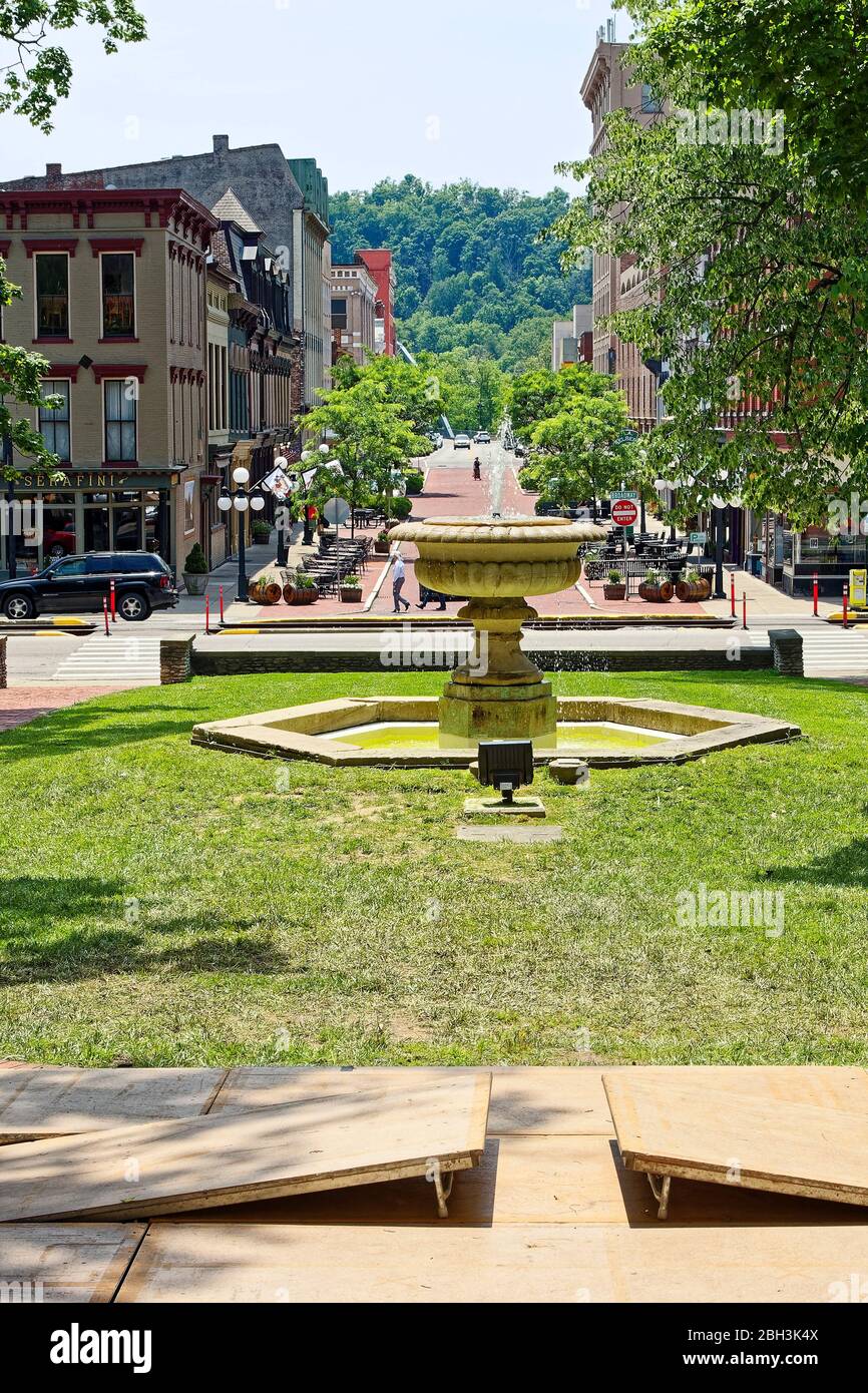 cityscape, downtown streets, brick, pedestrian, fountain, old buildings ...