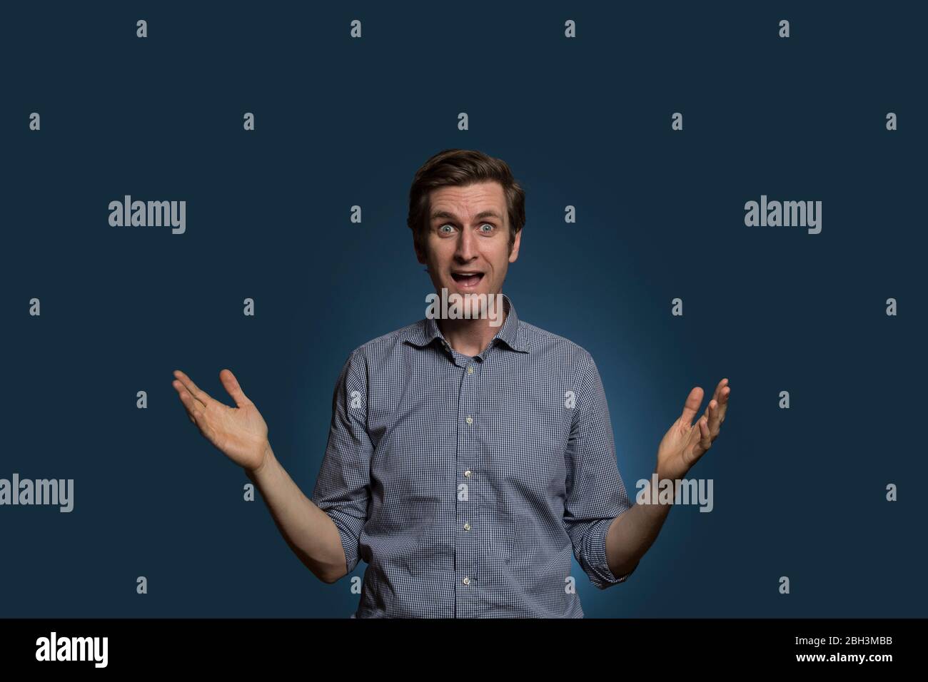 Happiness facial expression hi-res stock photography and images - Alamy