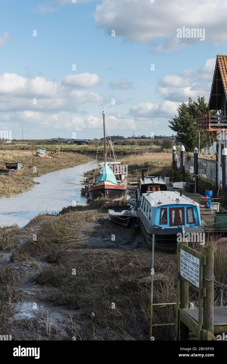 River crouch hi-res stock photography and images - Alamy