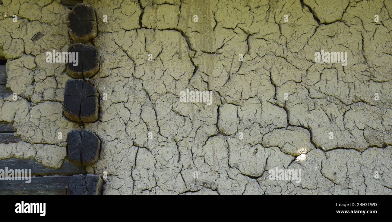 Mud wall texture on ancient house in countryside Stock Photo - Alamy