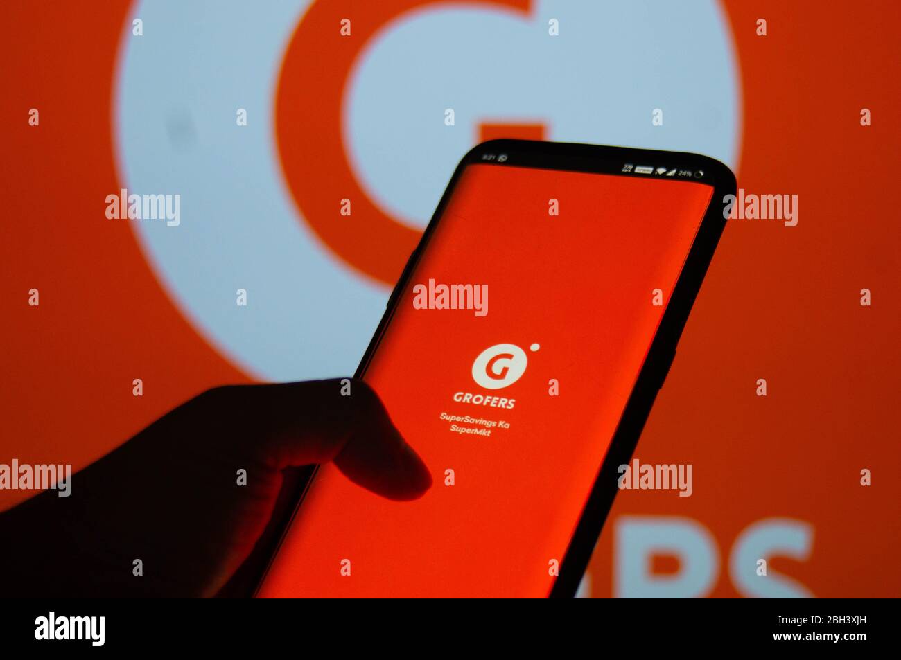 Grofers logo hi-res stock photography and images - Alamy