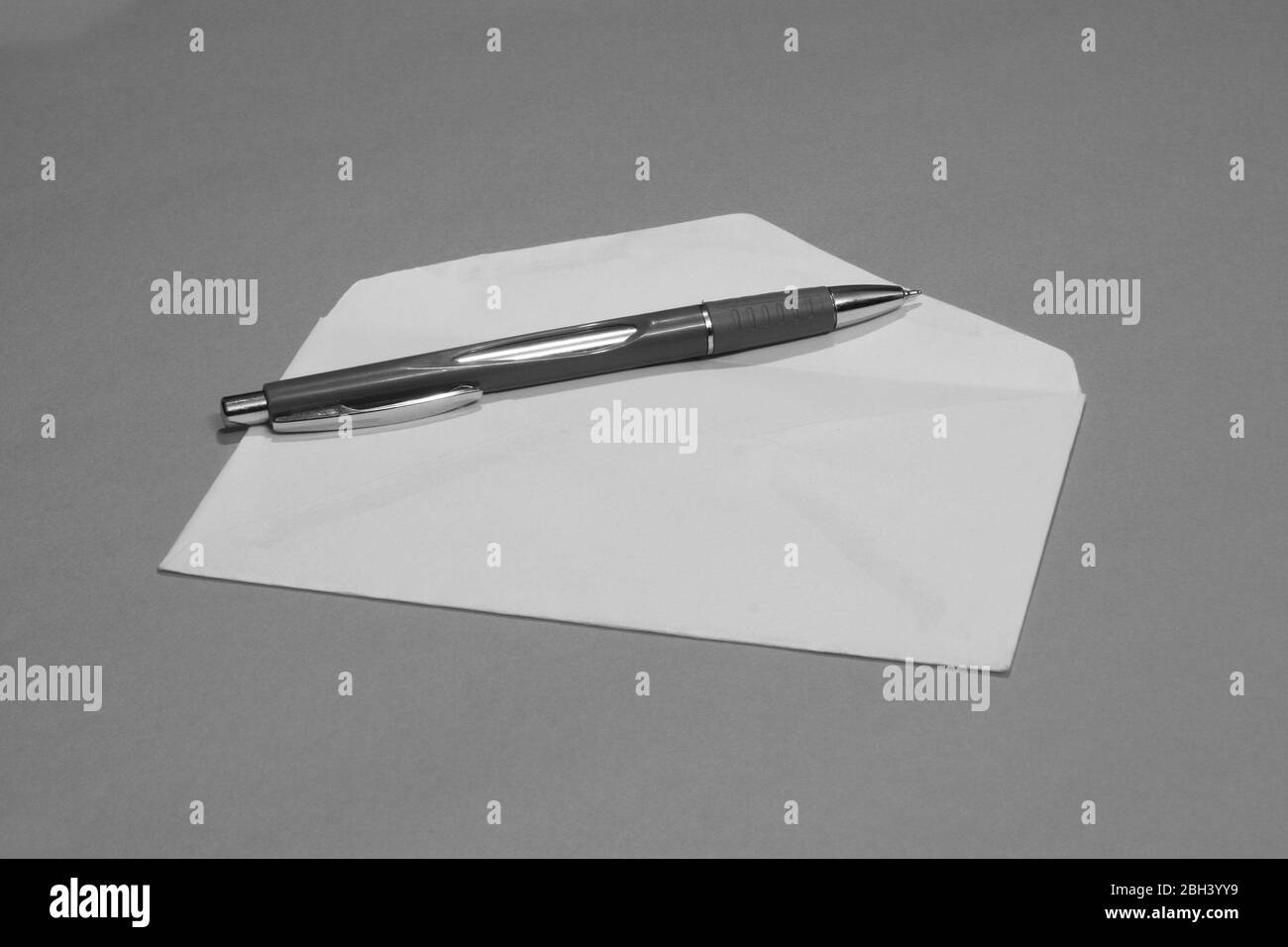 Plain envelope hi-res stock photography and images - Alamy