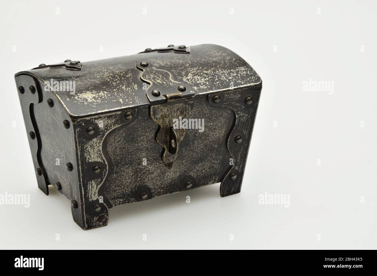 retro treasure chest, closed, closeup, isolated on white background ...