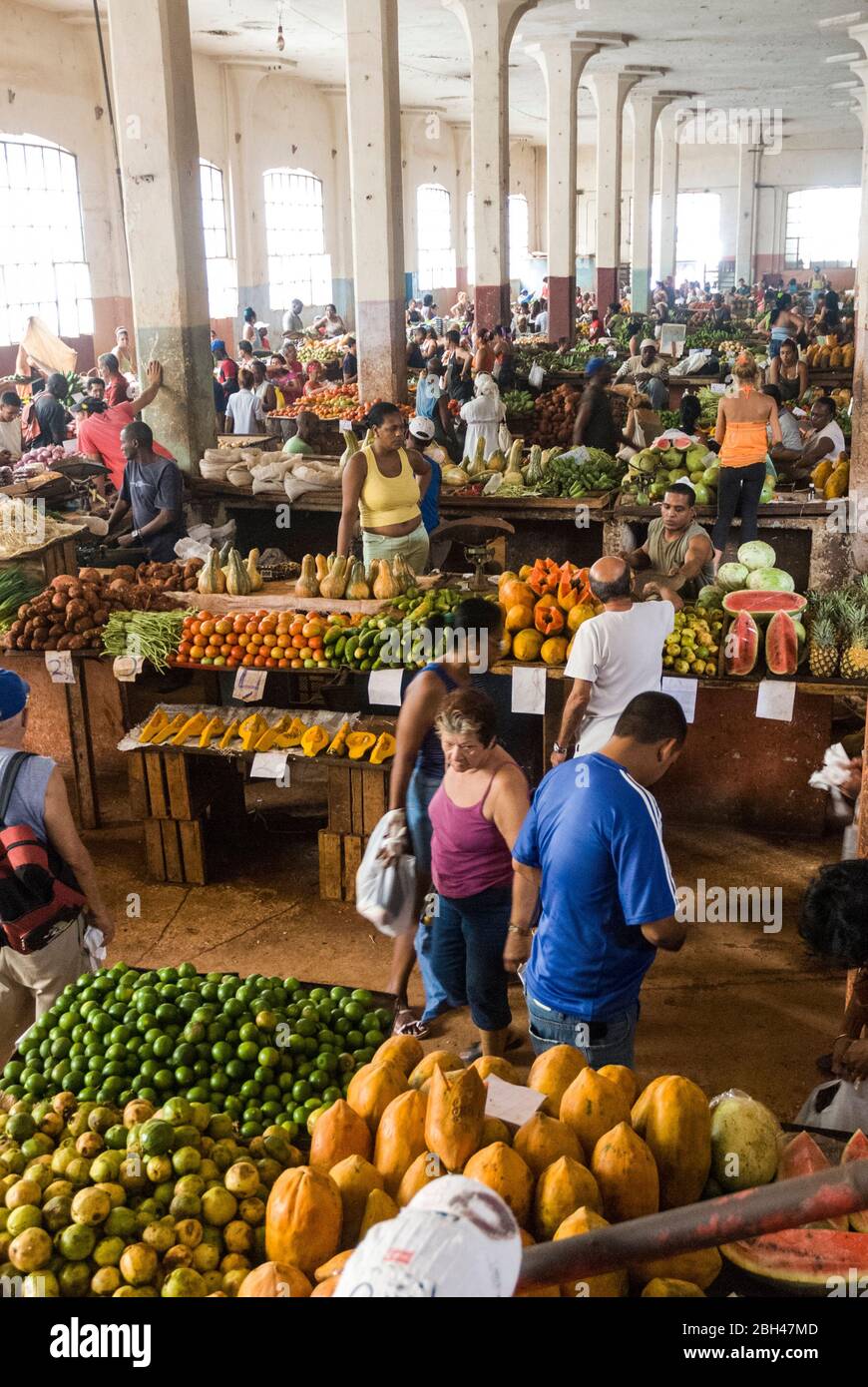 Mercado de comida hi-res stock photography and images - Alamy