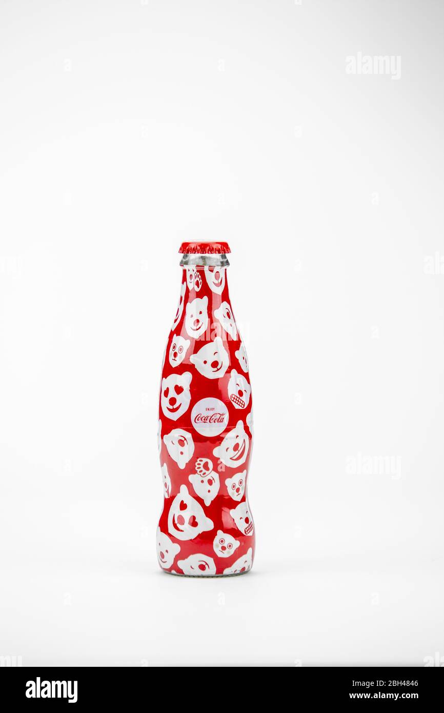 Atlanta, Georgia, USA April 1, 2020: classic contour glass bottle of ...