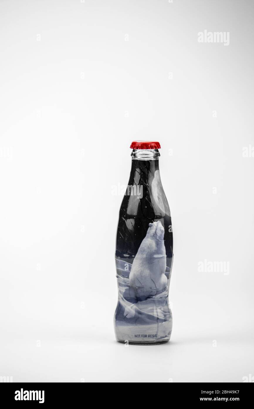 Atlanta, Georgia, USA April 1, 2020: classic contour glass bottle of ...