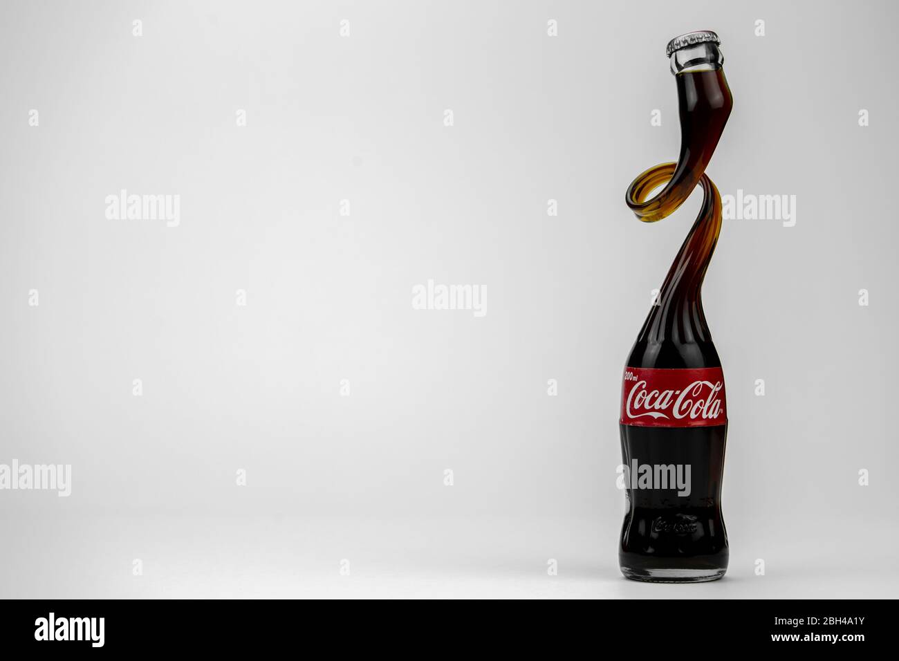 Atlanta, Georgia, USA – April 1, 2020: curved classic contour glass ...