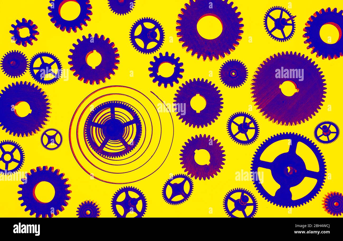 Yellow background hi-res stock photography and images - Alamy