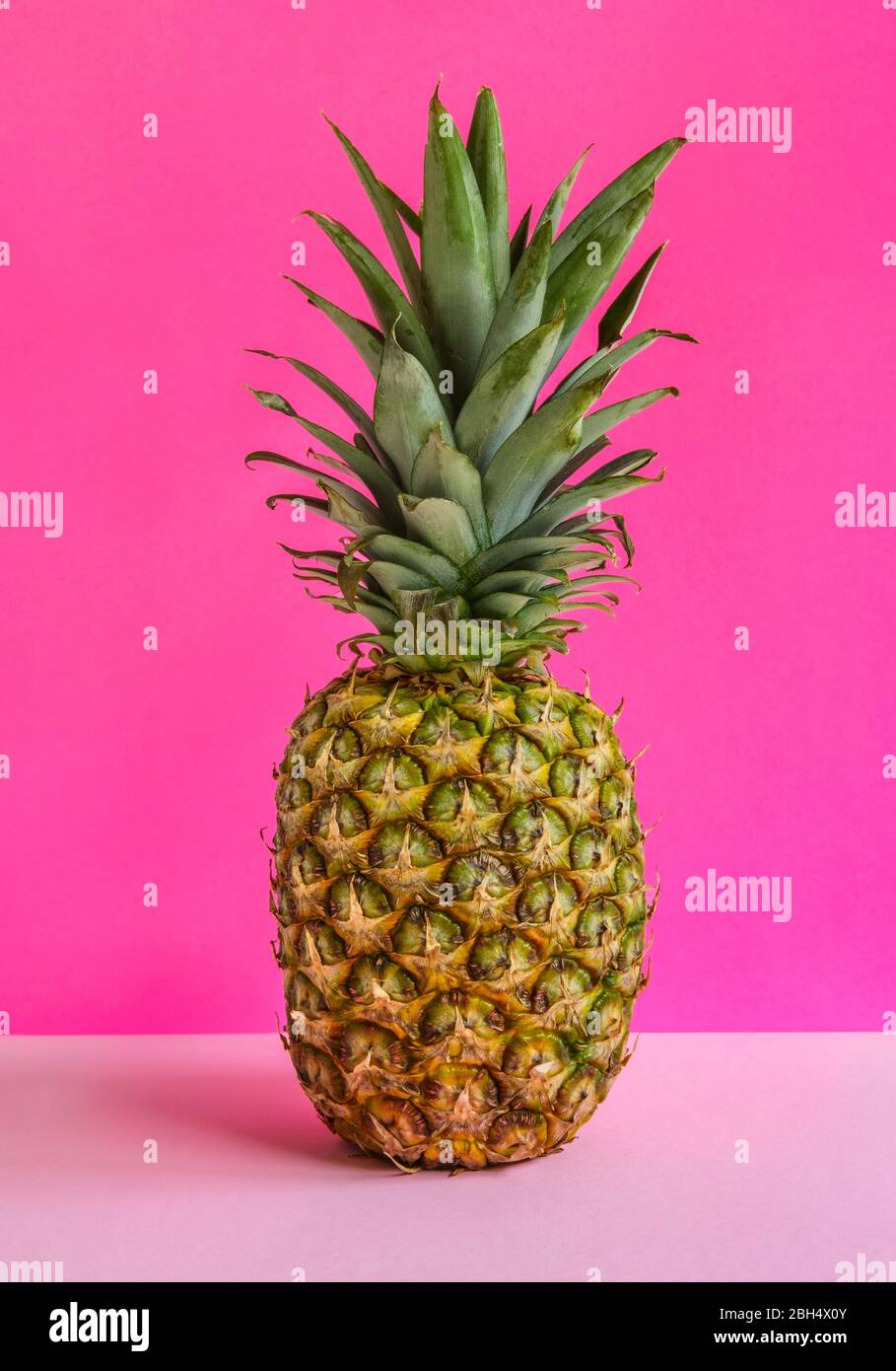 Pink food color hi-res stock photography and images - Alamy