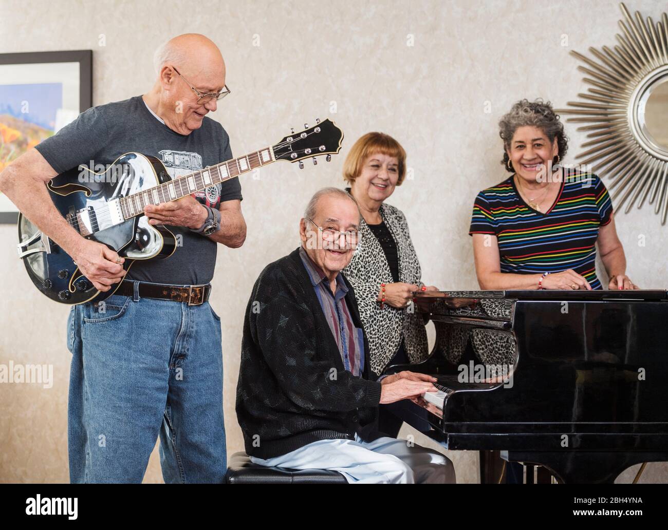People playing instruments hi-res stock photography and images - Alamy