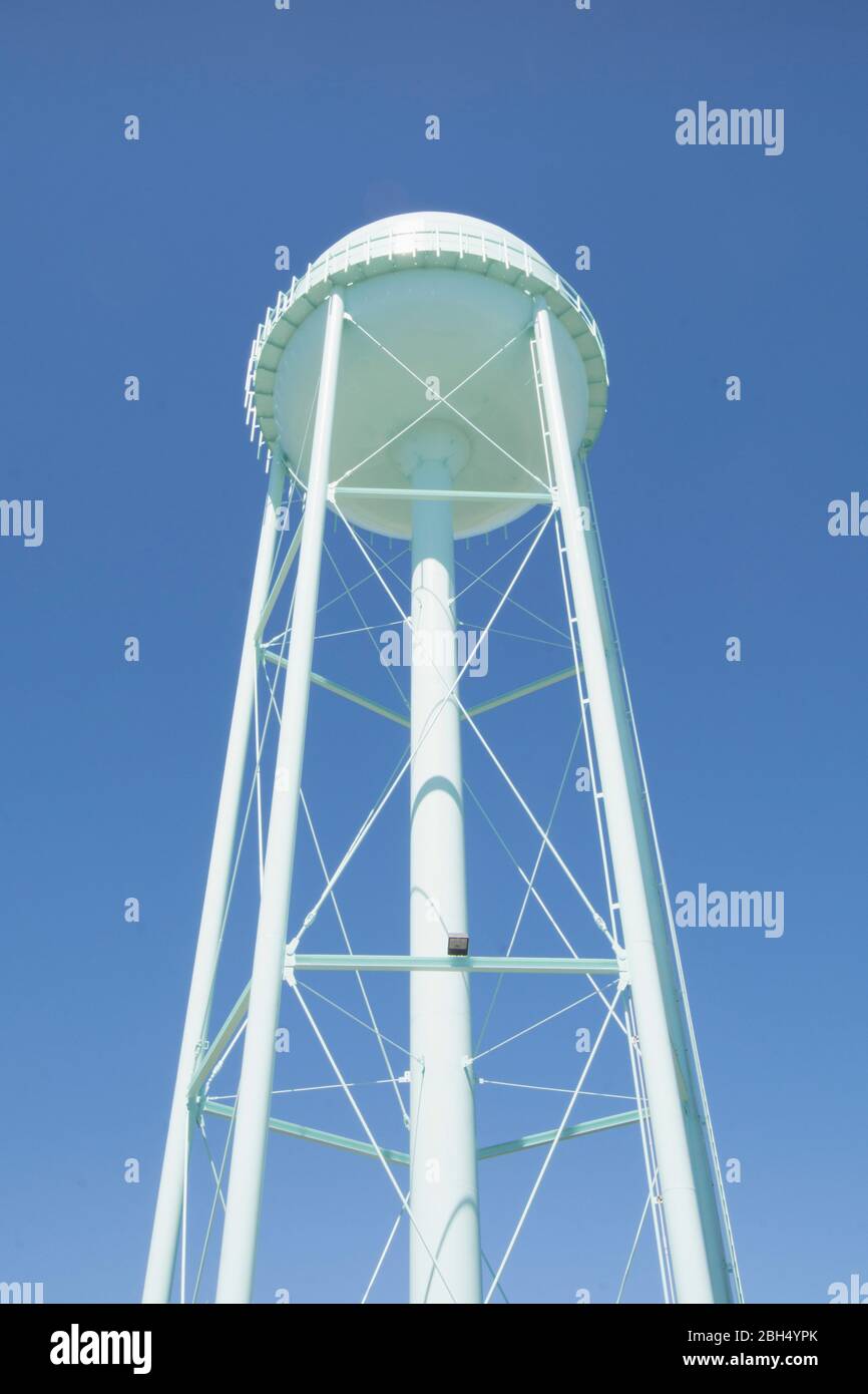 Water tower storage tank hi-res stock photography and images - Alamy