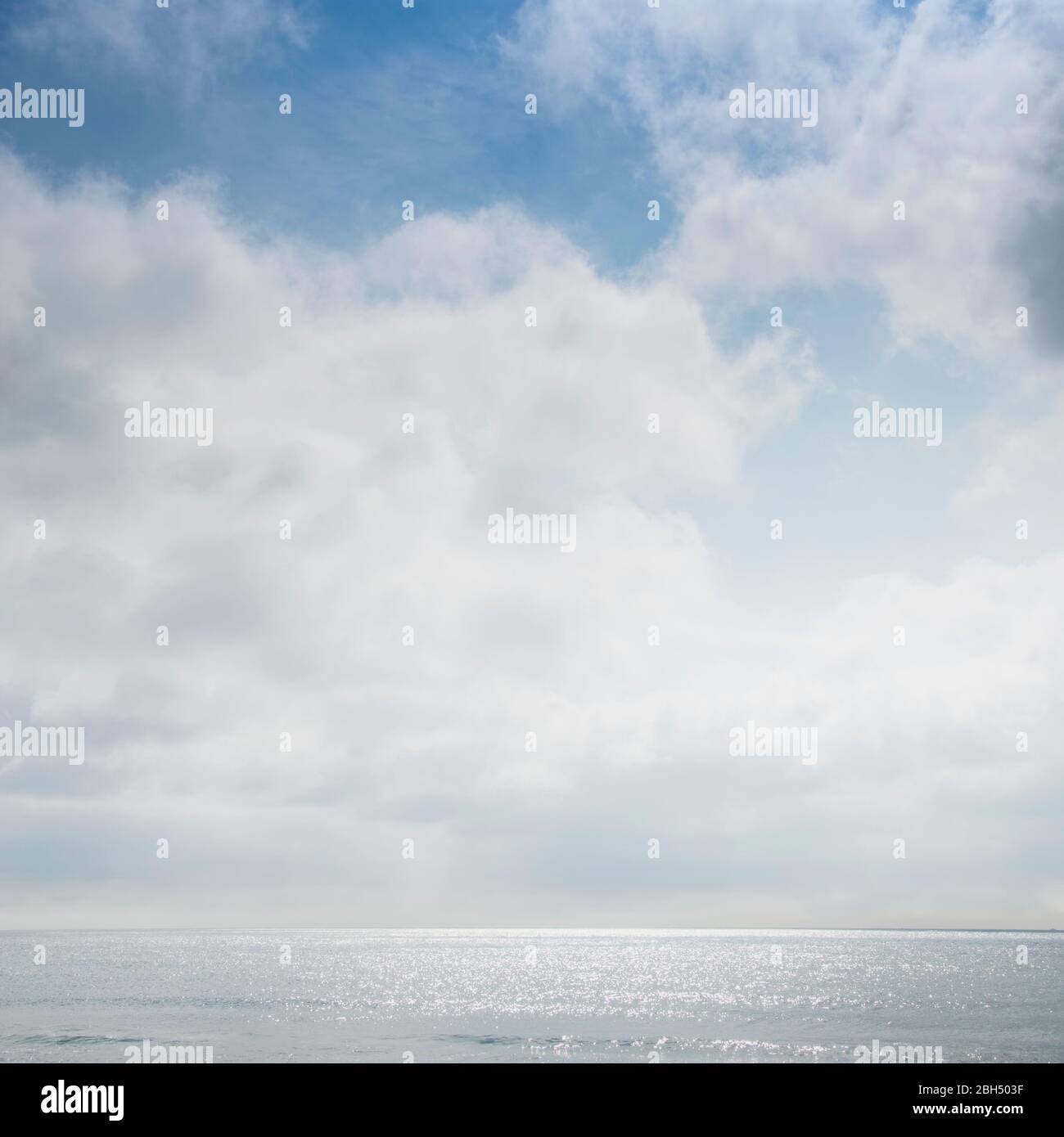 Water sea overcast hi-res stock photography and images - Alamy