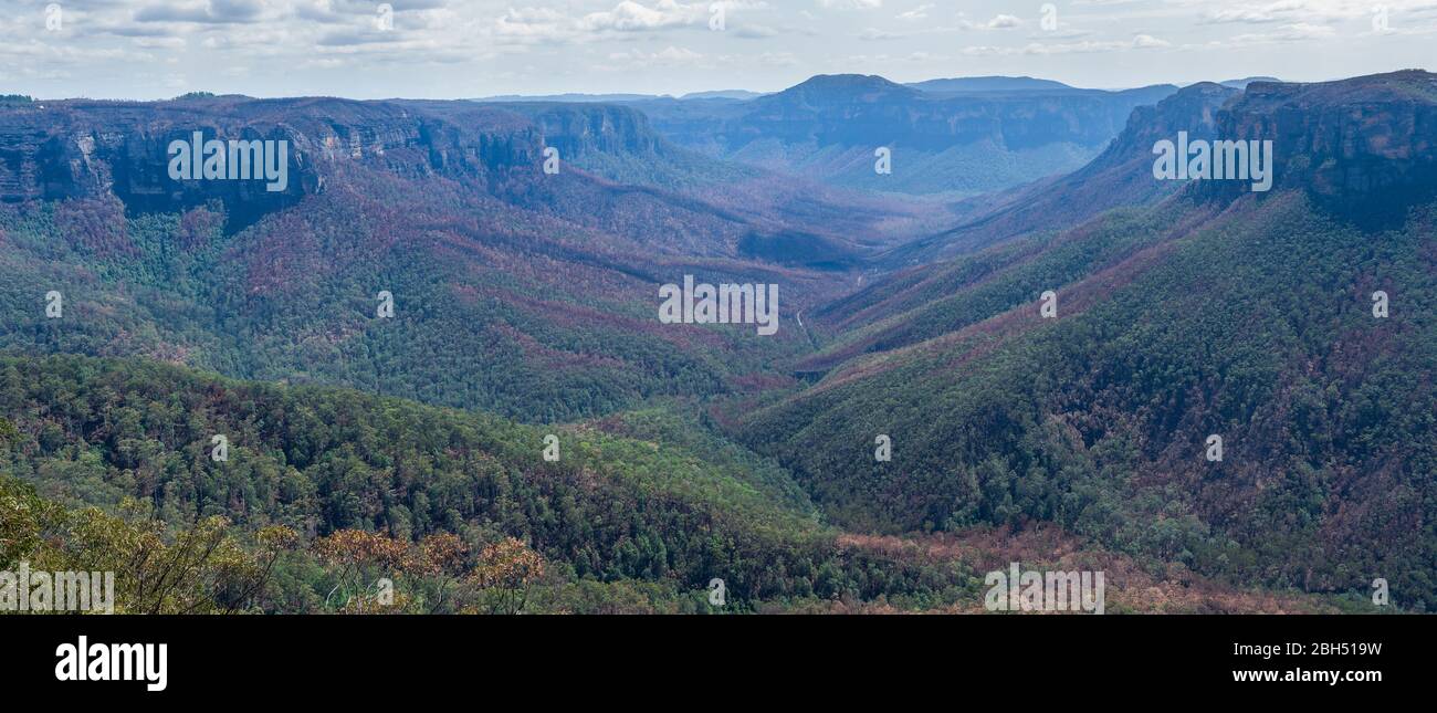 Australia landscape valley hi-res stock photography and images - Alamy