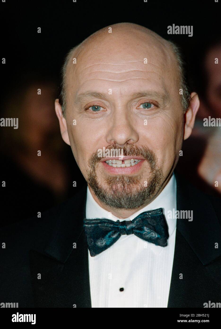 Hector elizondo hi-res stock photography and images - Alamy
