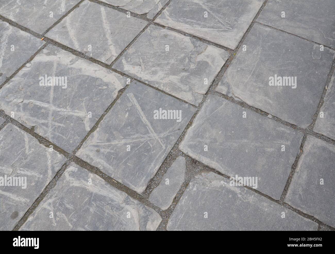 Rectangle tiles hi-res stock photography and images - Alamy