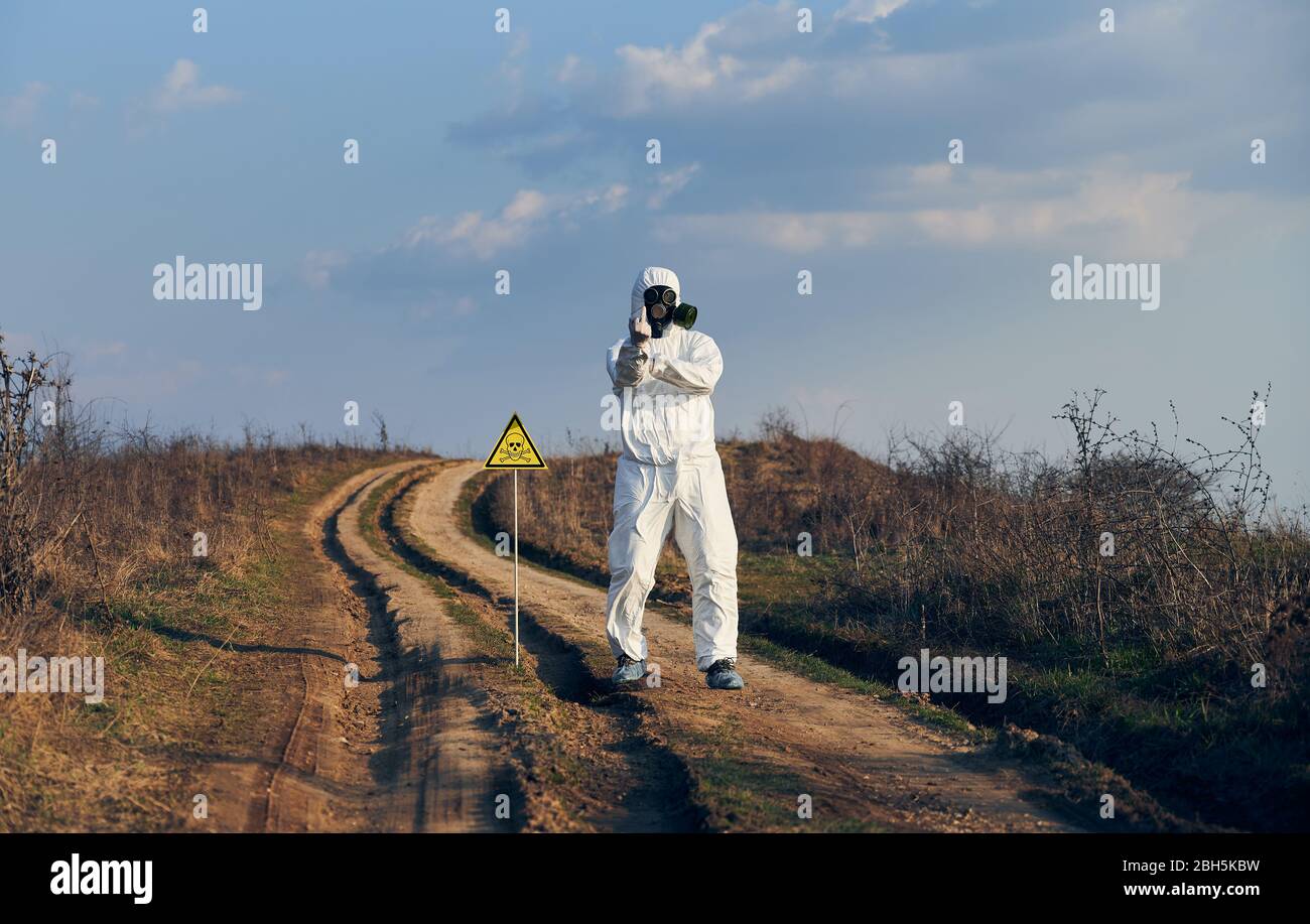 Toxic sign hi-res stock photography and images - Alamy