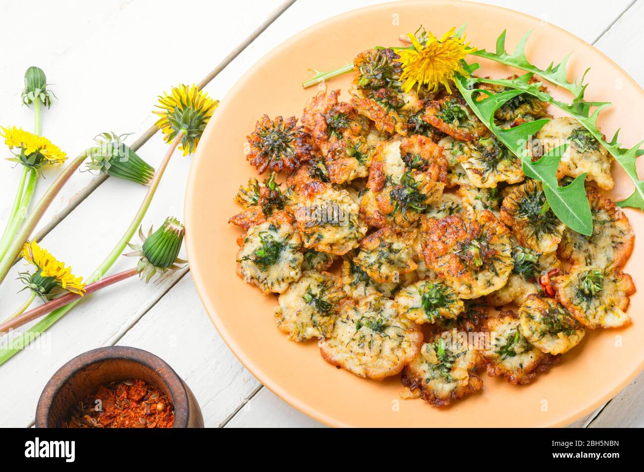 Deep fried flowers hi-res stock photography and images - Alamy