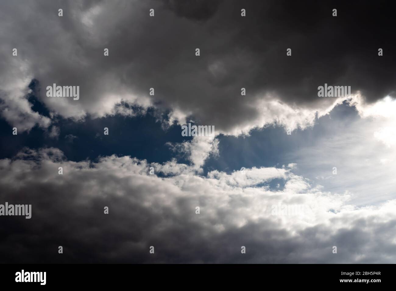 Beautiful sky with volumetric clouds, and the rays of the sun Stock ...