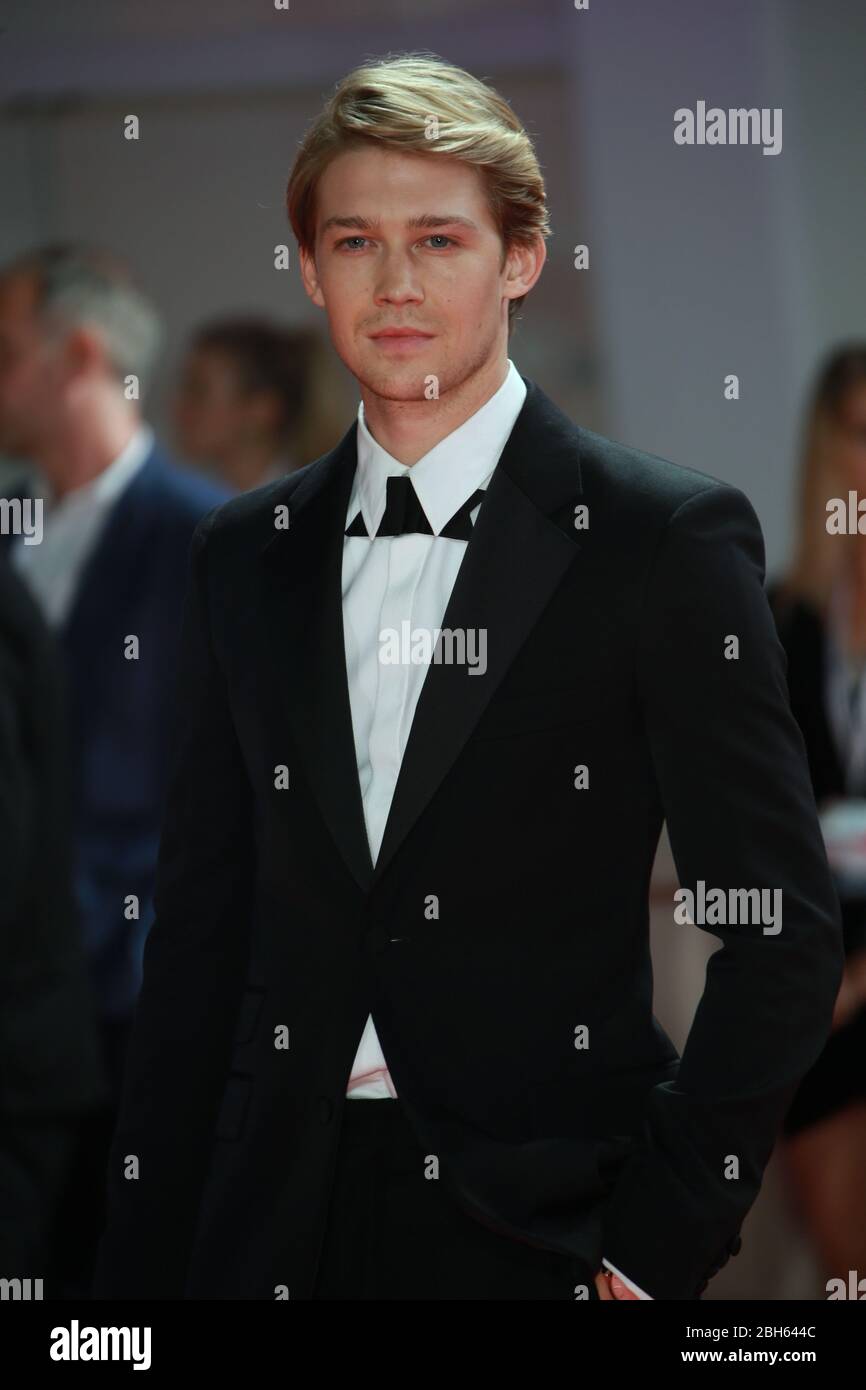 VENICE, ITALY - AUGUST 30: Joe Alwyn attend the red carpet of the 'The ...