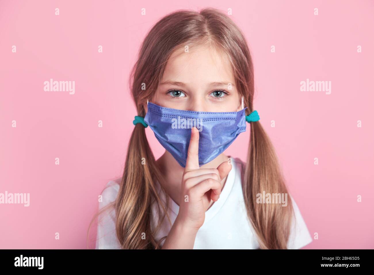 Shh sign hi-res stock photography and images - Alamy