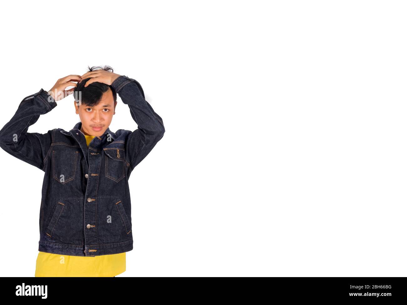 Office worker scratching head hi-res stock photography and images - Alamy