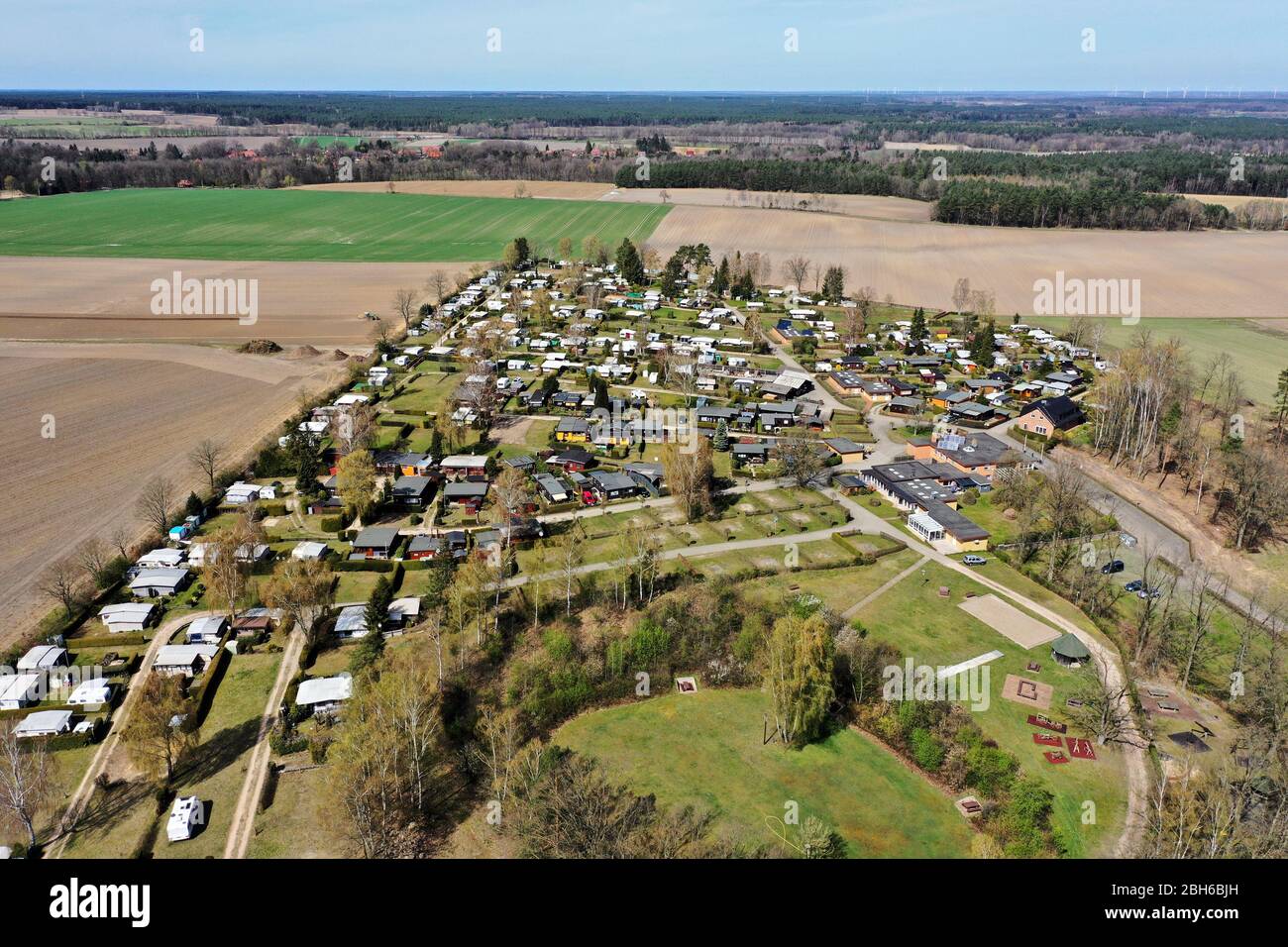Aerial view of a campsite with caravans hi-res stock photography and ...
