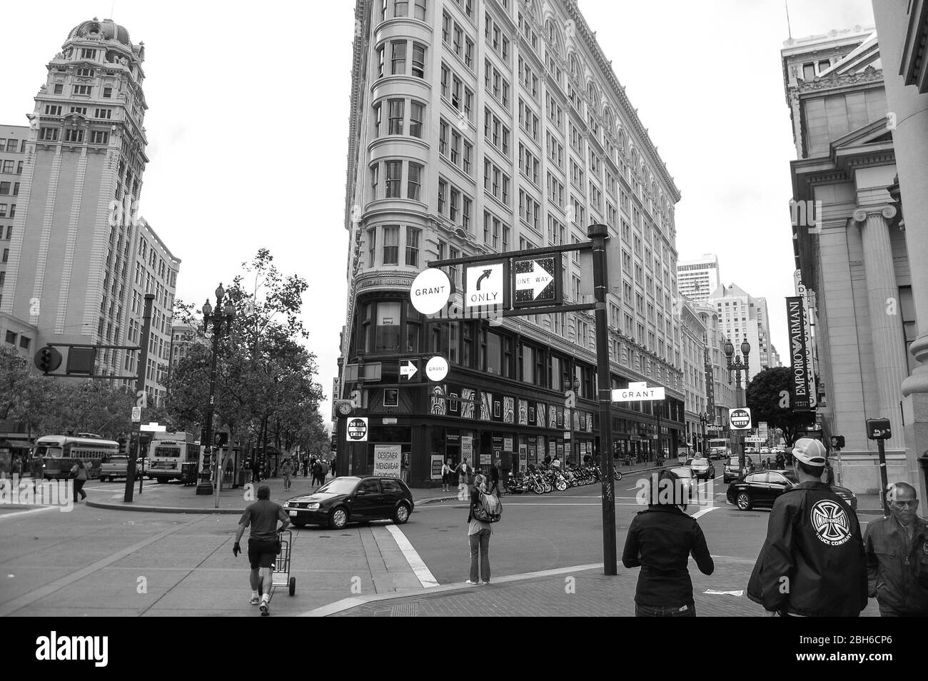 University gate rush hi-res stock photography and images - Alamy