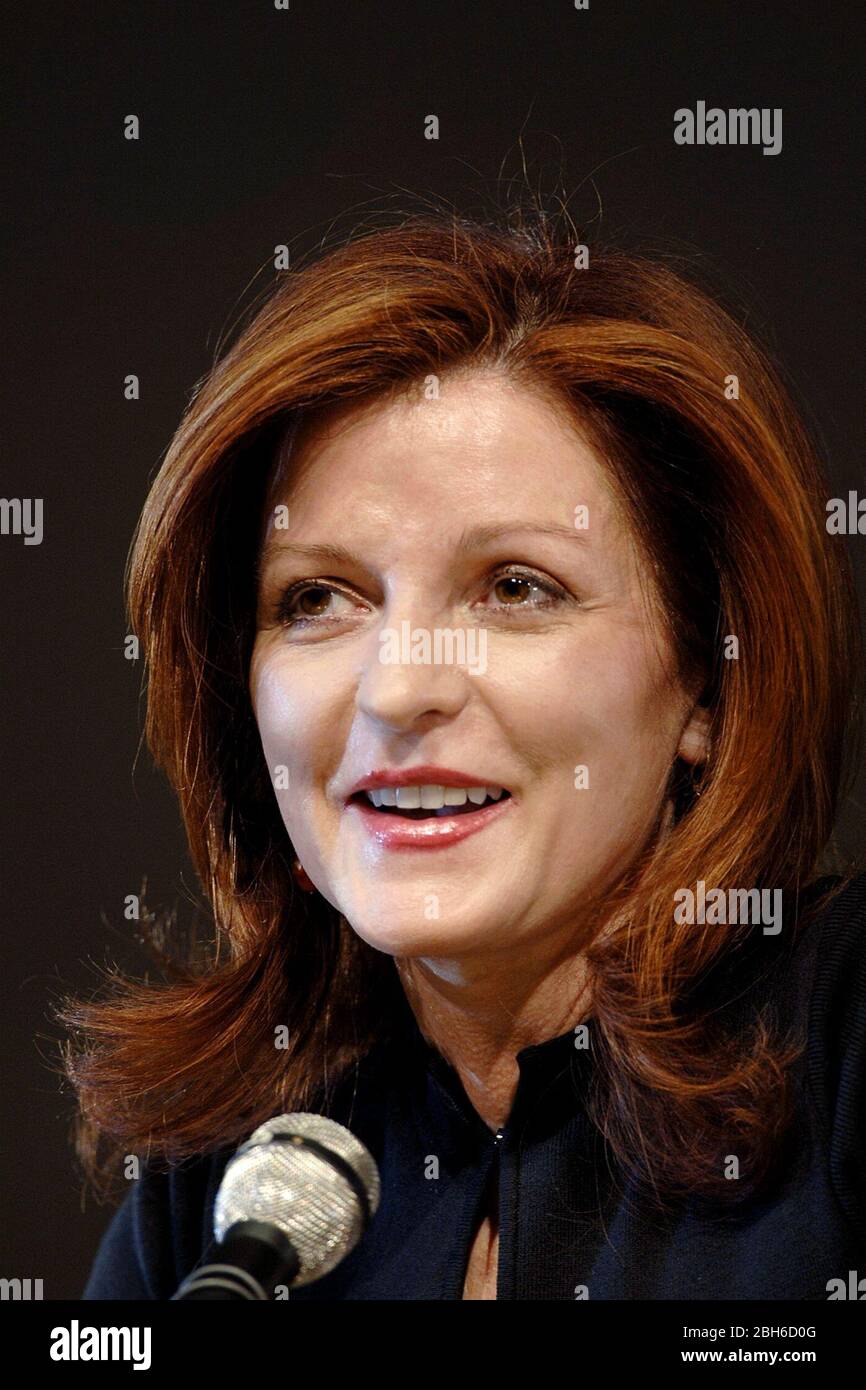 Maureen Dowd High Resolution Stock Photography and Images - Alamy