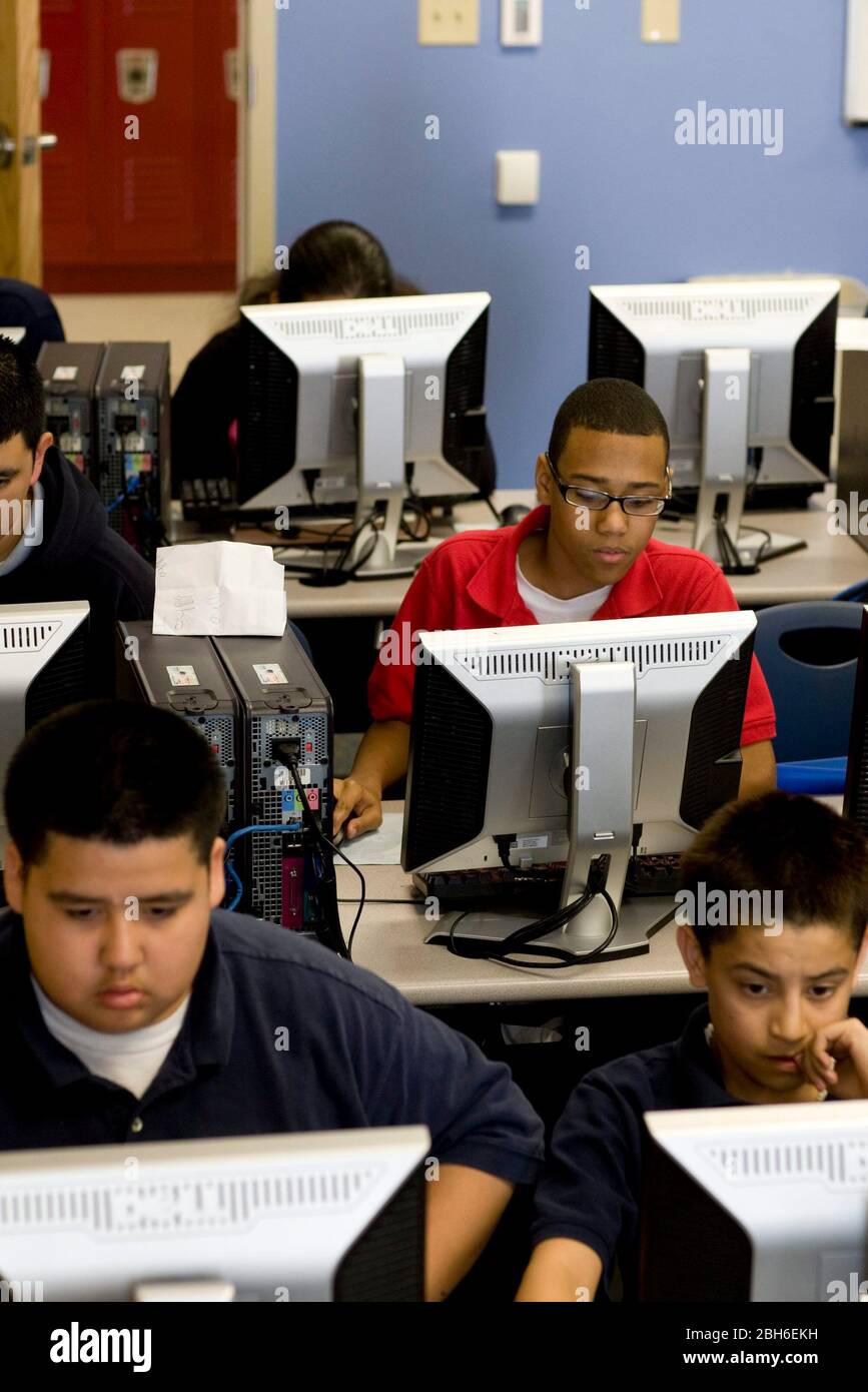 Dallas, Texas, January 23, 2009: Seventh and eighth grade students in ...