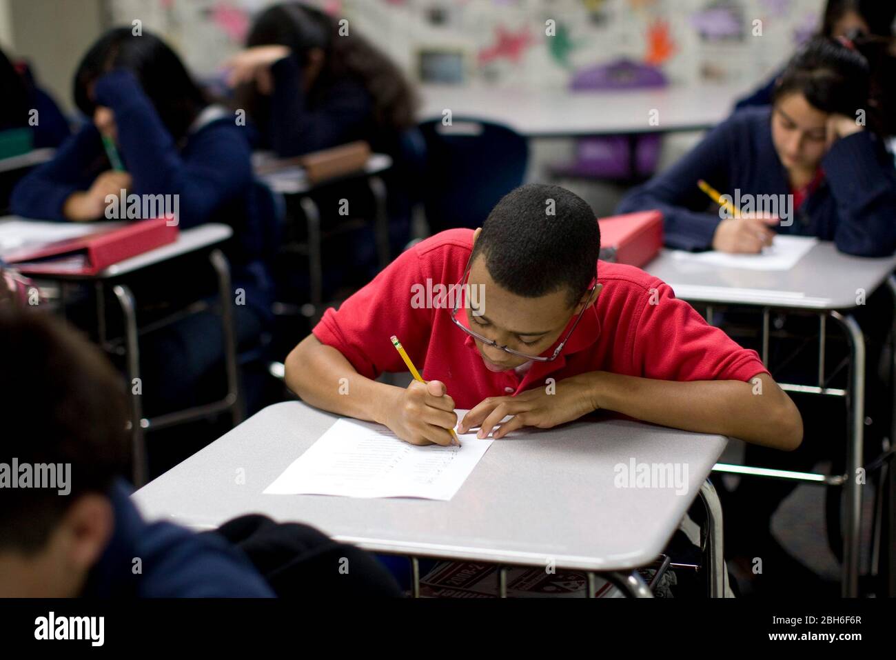 Dallas, Texas, January 23, 2009: Students taking test in English class ...