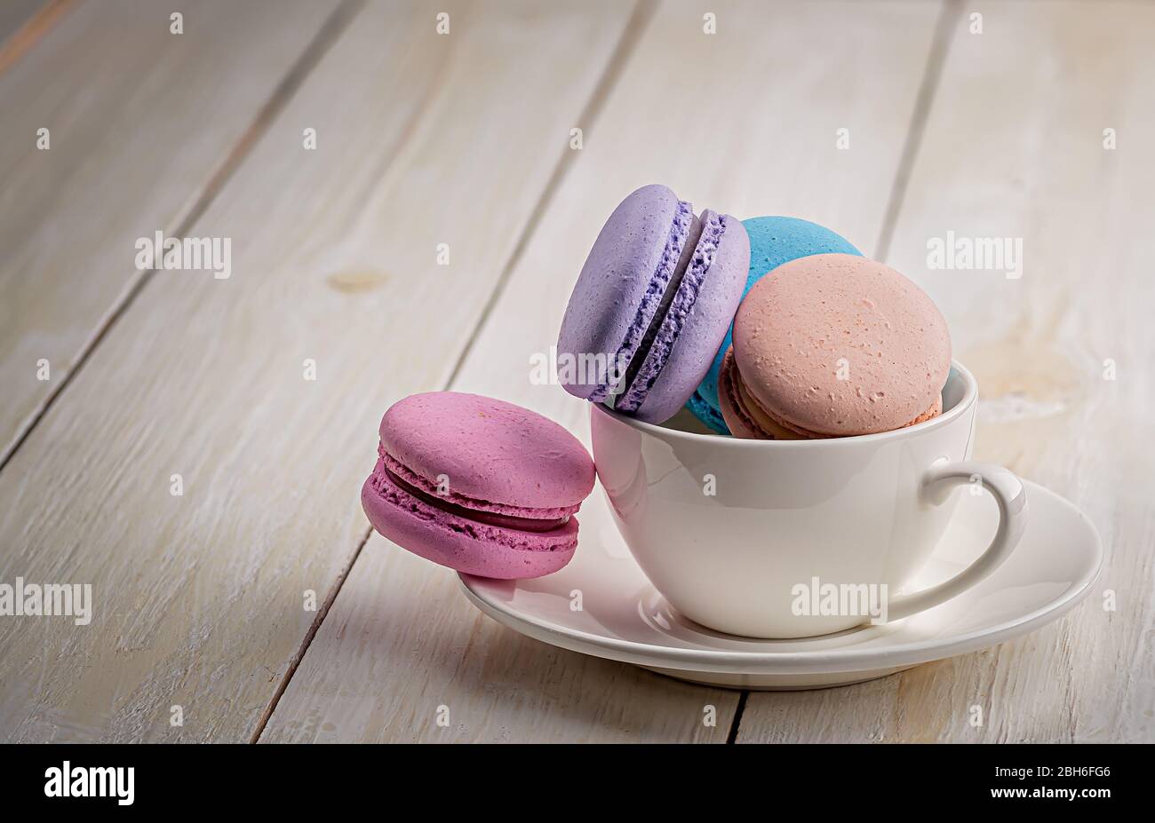 Macarons in the cup hi-res stock photography and images - Alamy