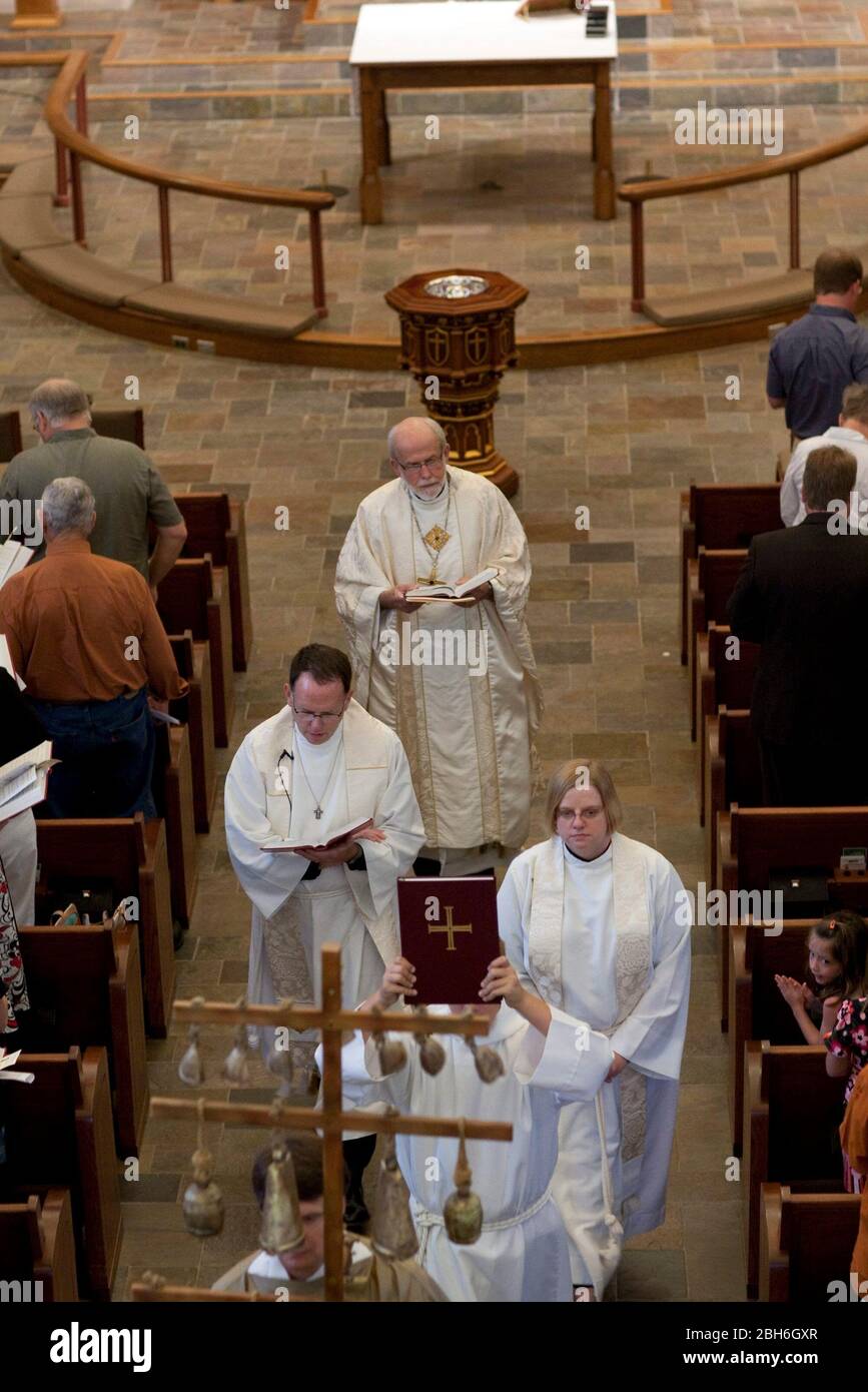 End of service hi-res stock photography and images - Alamy