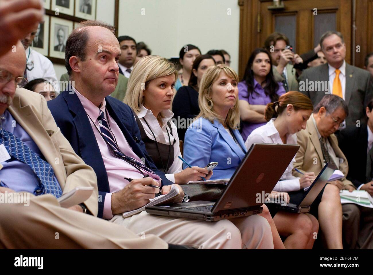 Austin, Texas USA, May 20, 2009. Members of the Capitol press corps ...