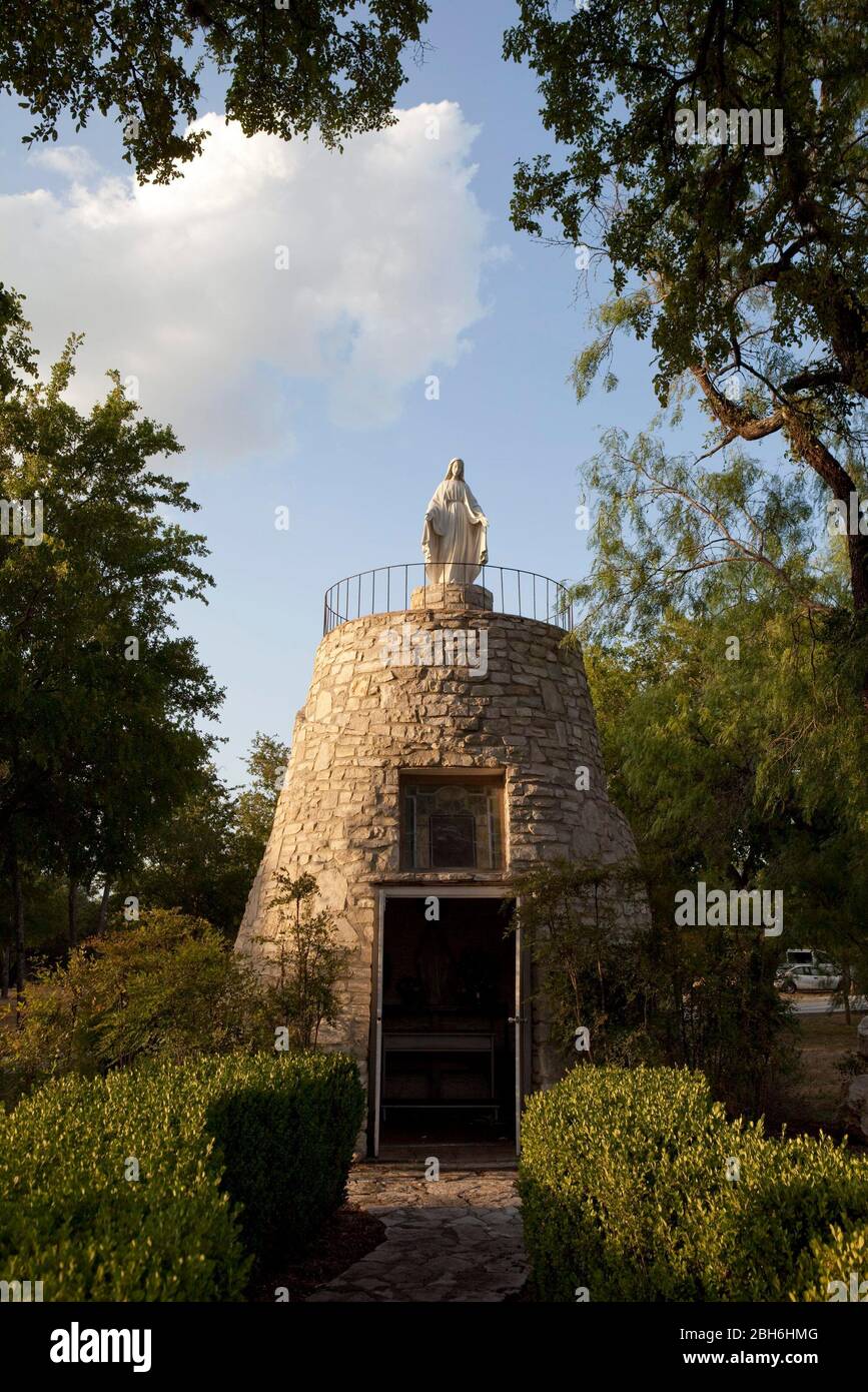 Maronite catholic hi-res stock photography and images - Alamy