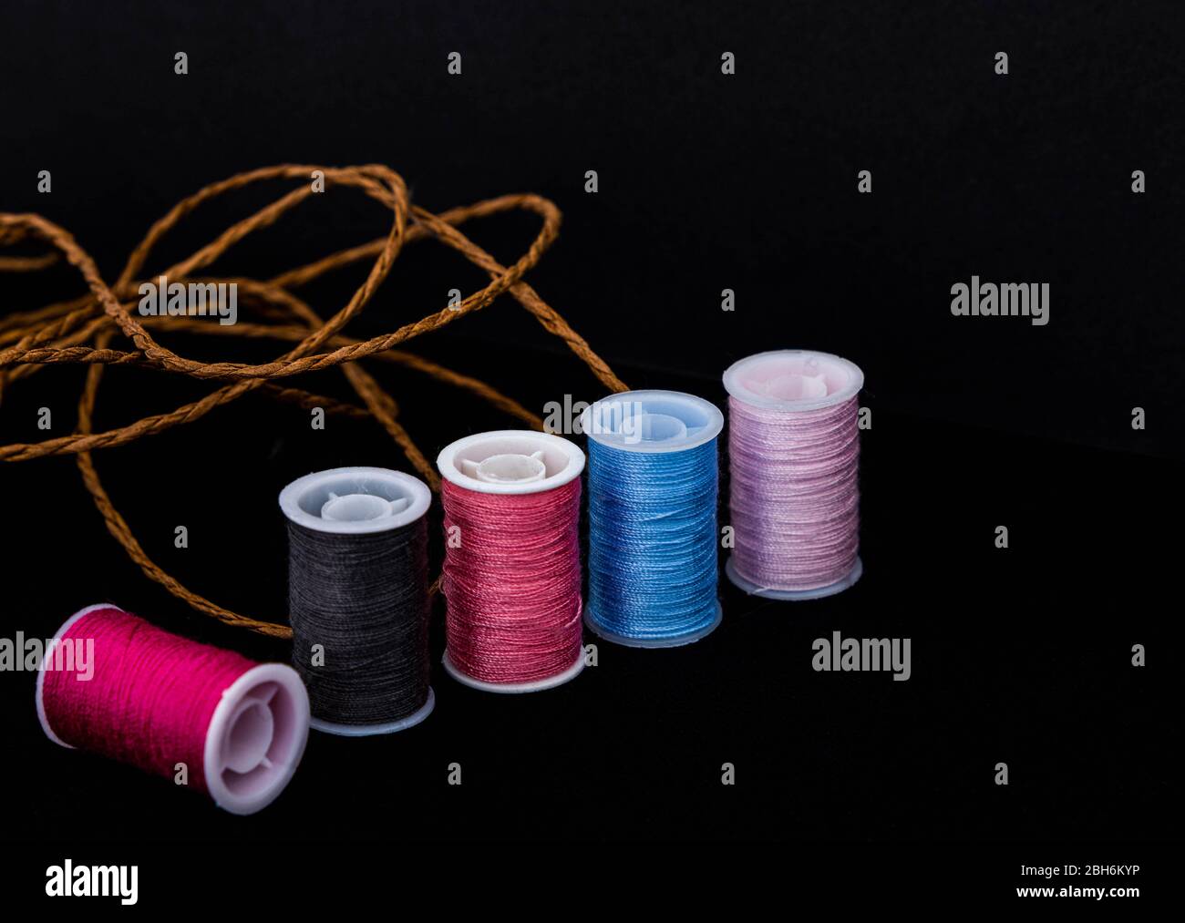 Black spools hi-res stock photography and images - Alamy