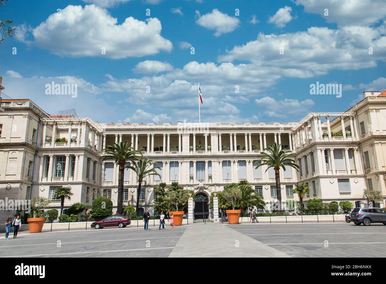Plaza in Front of Nice Government Building Stock Photo - Alamy